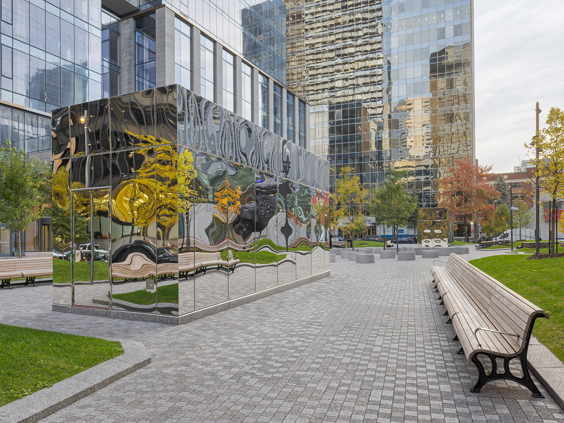 National Bank Place / Parc Michel-Bélanger – CCxA